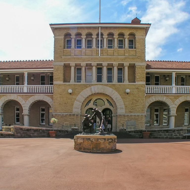 Perth Mint Tour: Things to Know - Turuhi